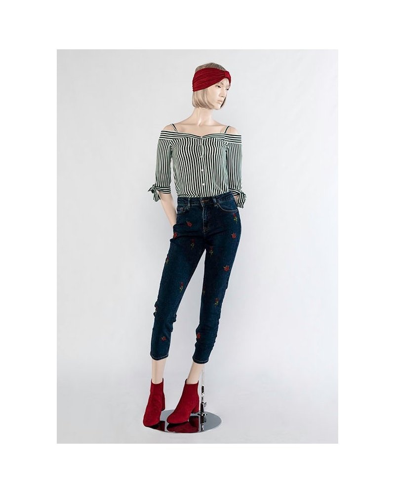 Female Mannequin “Arms behind back” pose -nunuamannequins- Colour ...